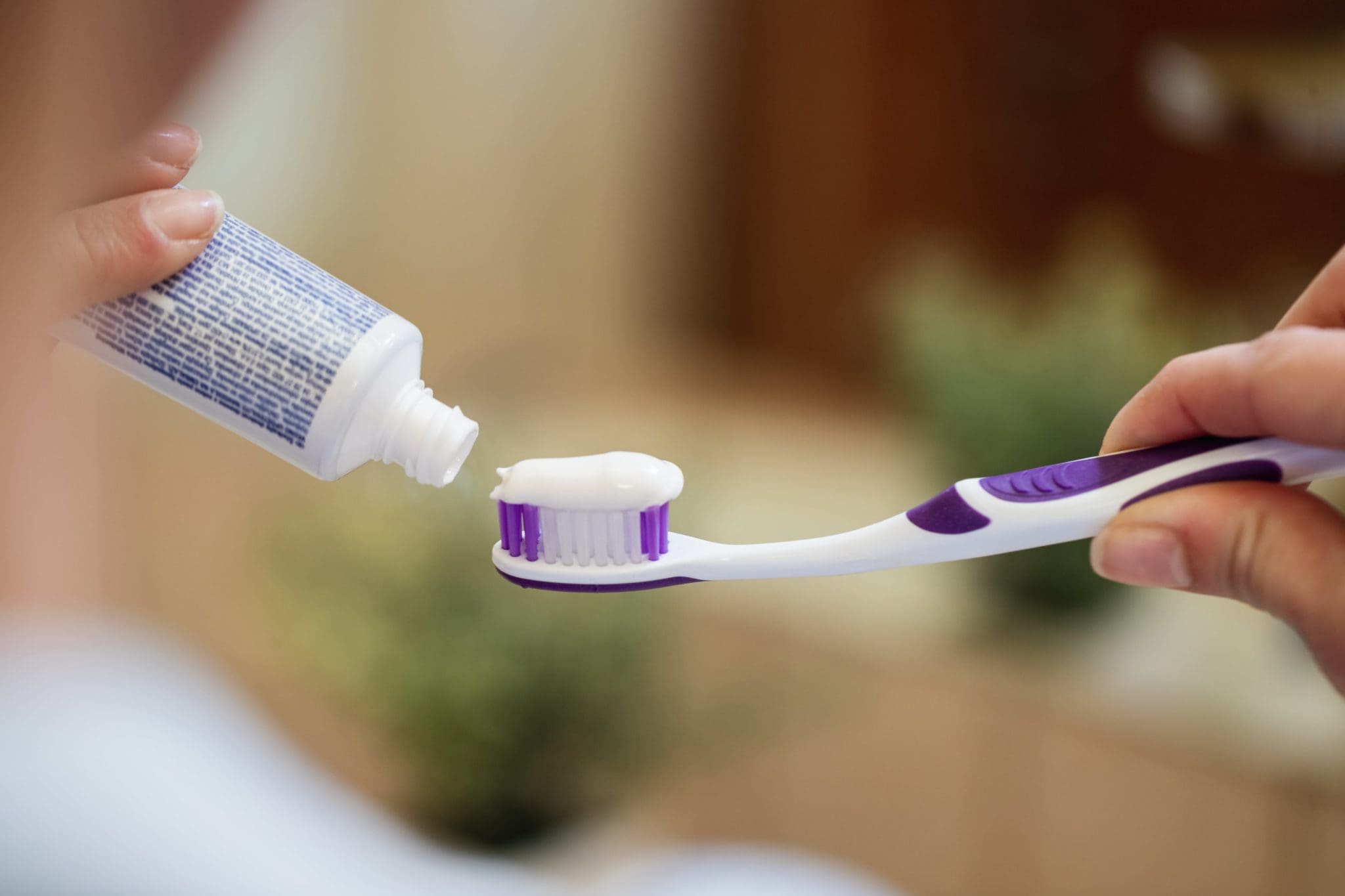 Choosing the Right Toothbrush and Toothpaste: A Guide for Better Oral ...